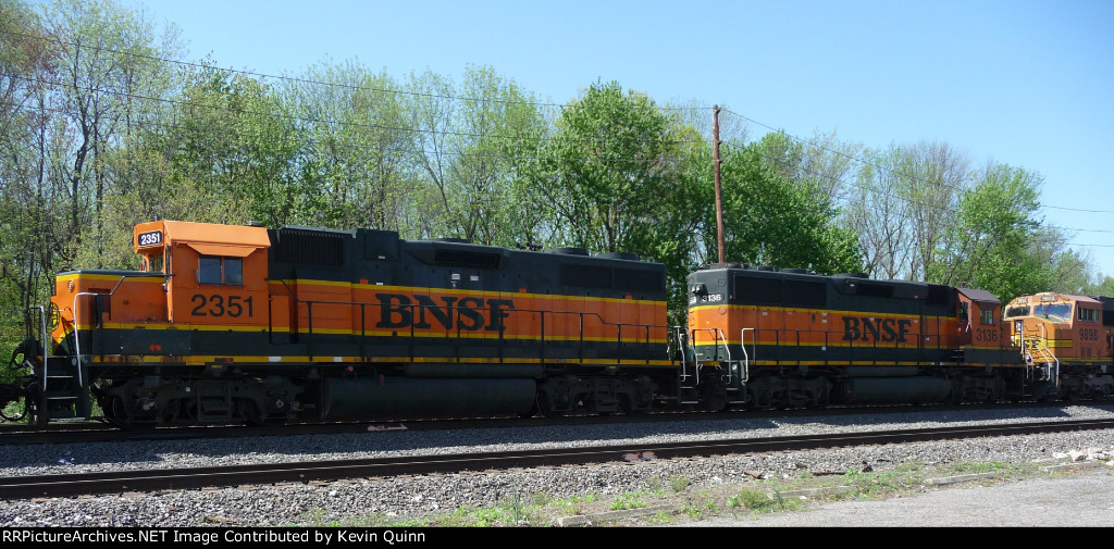 BNSF 2351 & 3136